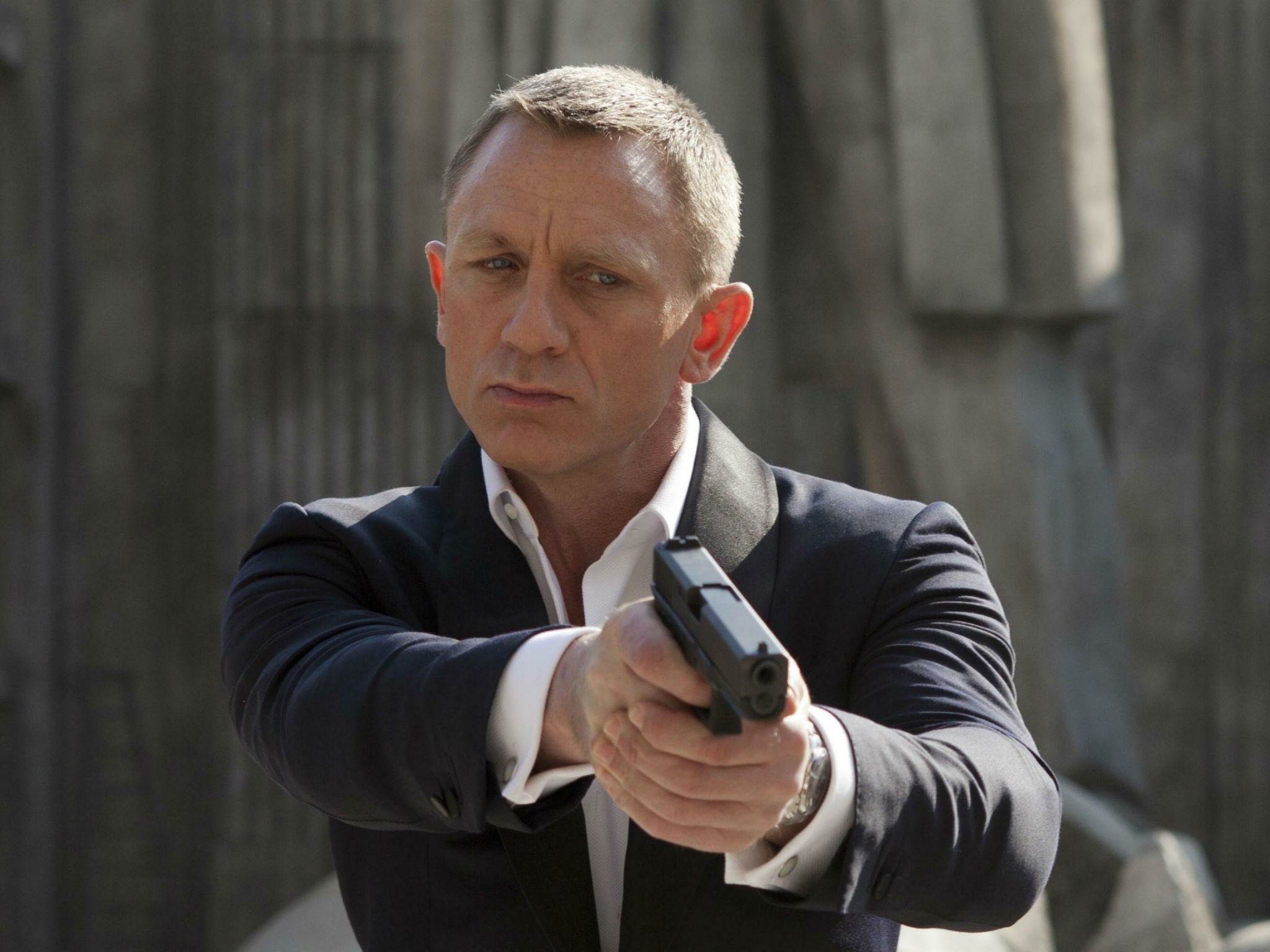 Career Highlights: Daniel Craig – Entertainment Junkie Blog