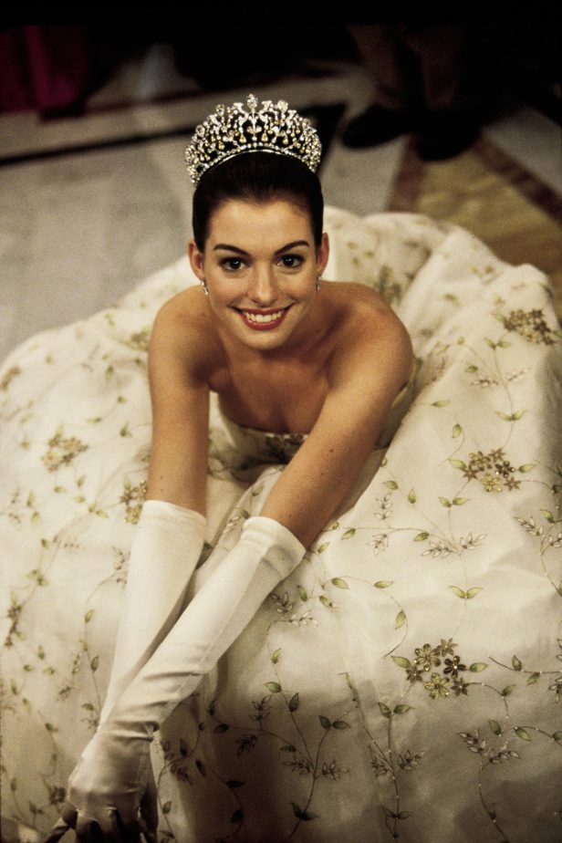 Anne Hathaway: Princess of Genovia, Queen of Hollywood – Entertainment ...